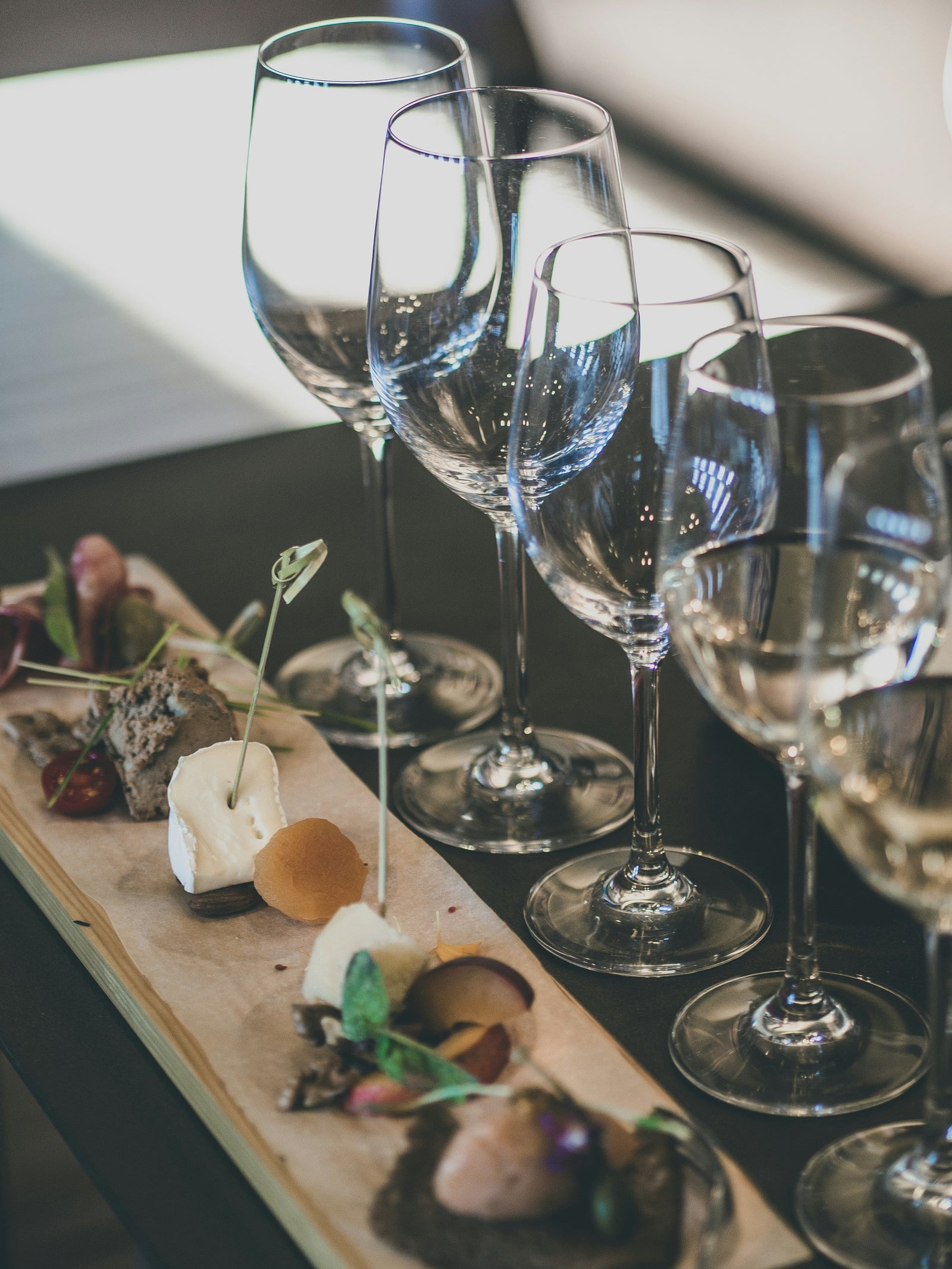 How to Do a Wine Tasting at Home: A Slow Sipping Experience